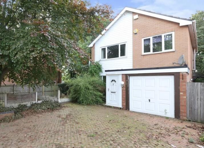 3 bed detached house for sale in Finchfield Hill, Compton ...