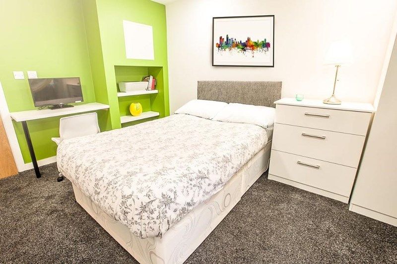 Studio to rent in Lower Gill Street, Liverpool L3, £780 pcm - Zoopla