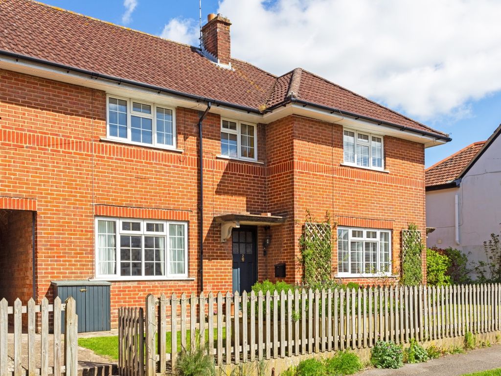 3 bed terraced house to rent in Edgam Place, Quidhampton, Salisbury SP2, £1,350 pcm - Zoopla