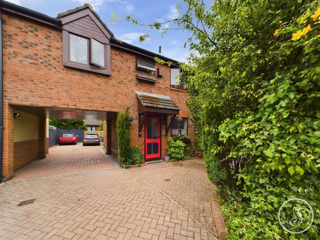 2 bed terraced house for sale in High Bank Close, Leeds LS15 - Zoopla