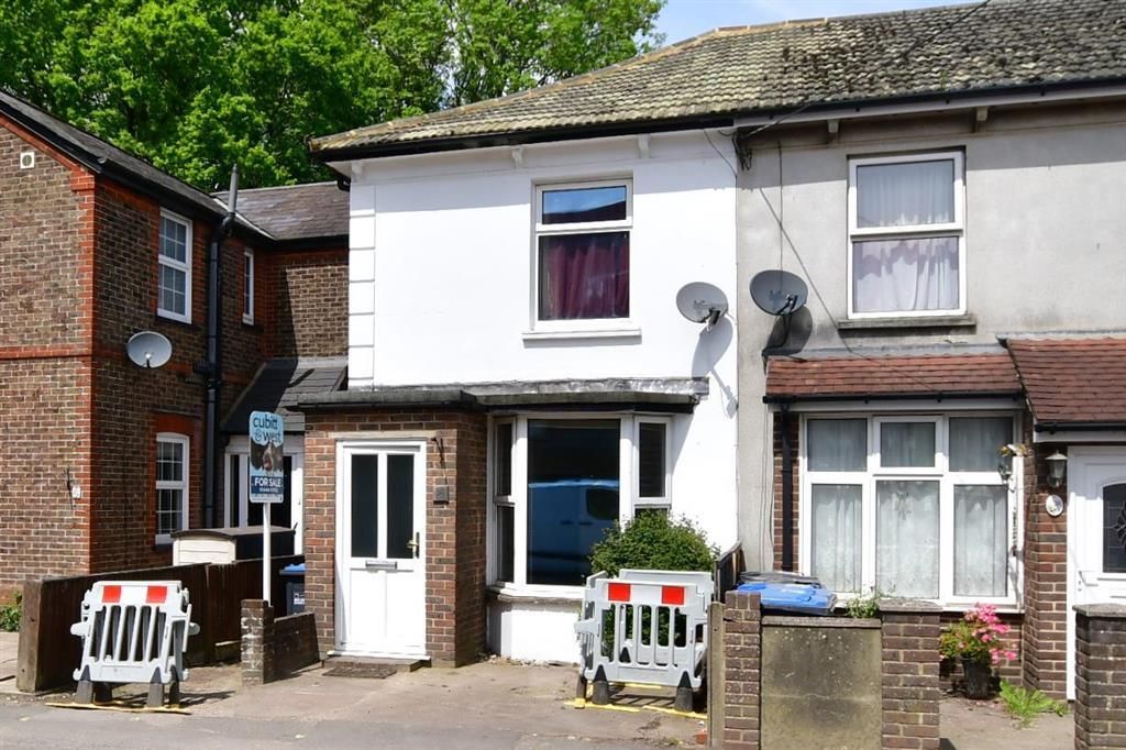 3 Bed End Terrace House For Sale In Leylands Road Burgess Hill West