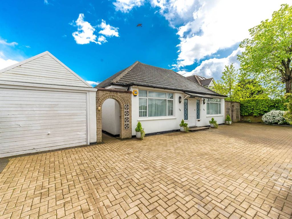 4 bed detached house for sale in Preston Hill, Preston, Harrow HA3, £ ...