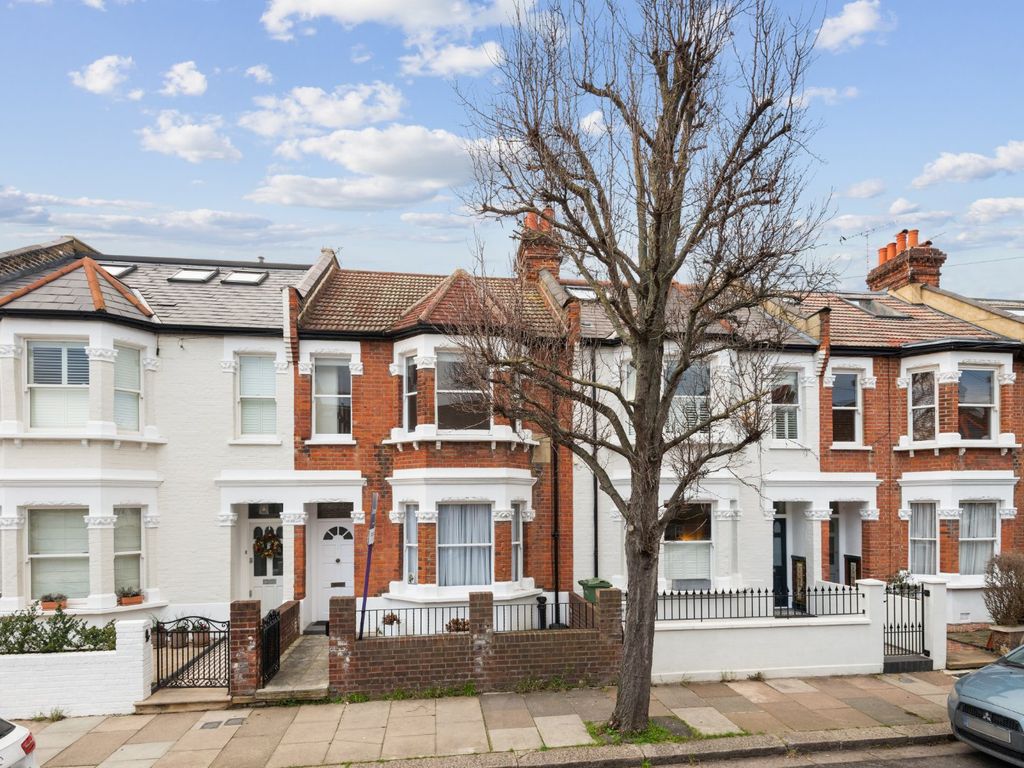 3 bed terraced house for sale in Kenyon Street, London SW6 - Zoopla