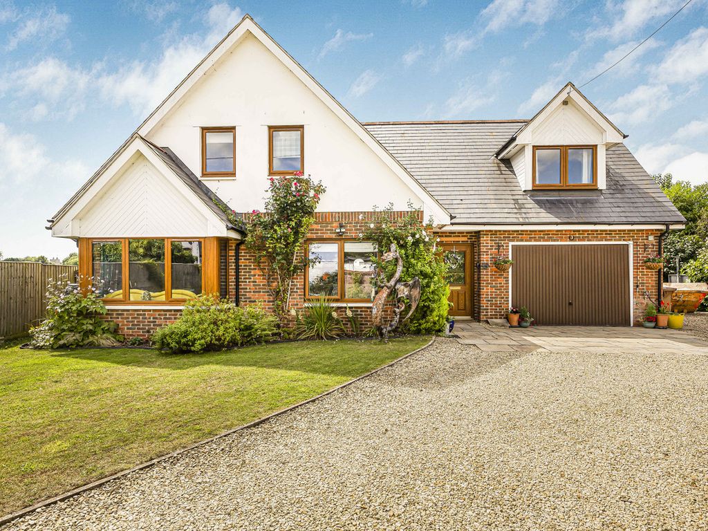 5 bed detached house for sale in Bakers Lane, East Hagbourne OX11, £ ...