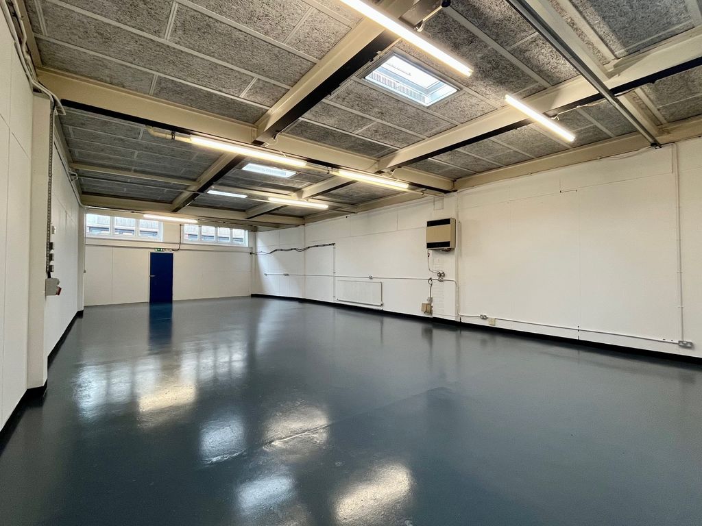 Unit 16, Littleton House, Ashford 1Uu, Sunbury Common TW15, Warehouse ...