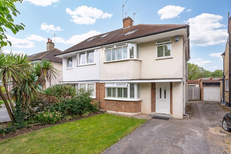 3 Bed Semi Detached House For Sale In Mortimer Crescent Worcester Park