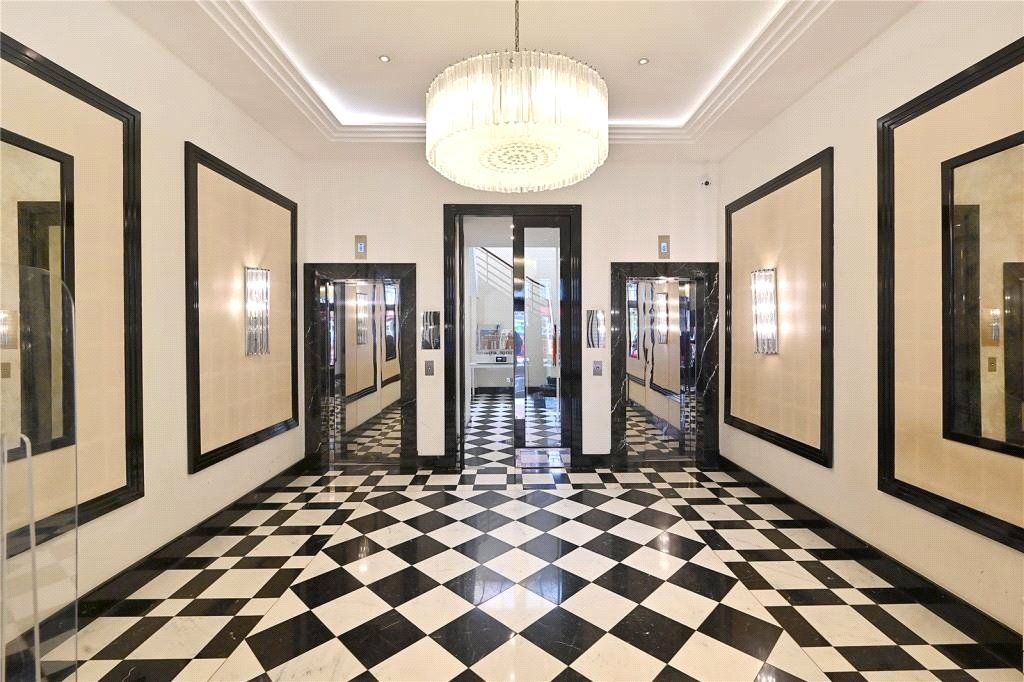 Studio to rent in Forset Court, Edgware Road, London W2, £1,999 pcm ...