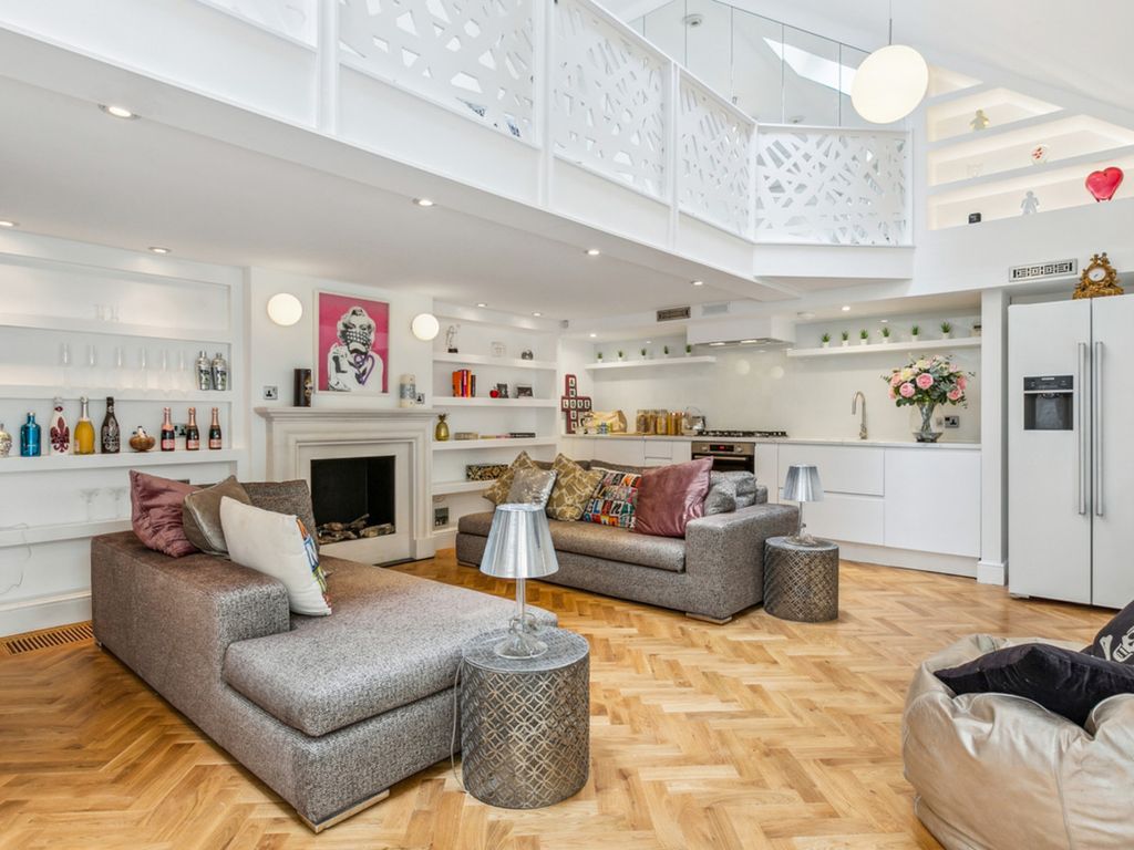 2 bed link detached house for sale in Redcliffe Gardens, London SW10, £ ...
