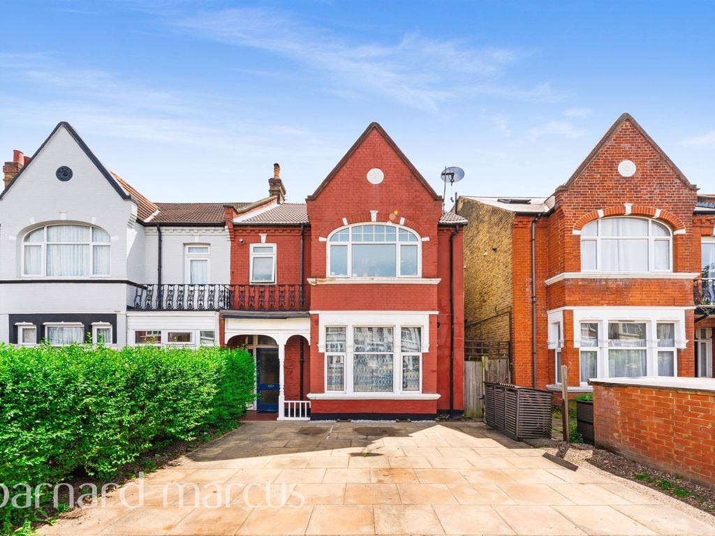2 bed flat for sale in Mitcham Lane, London SW16, £500,000 - Zoopla