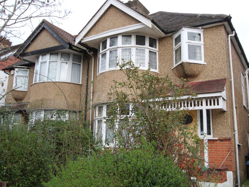 3 bed semi-detached house for sale in Southfields, London NW4, £600,000 ...
