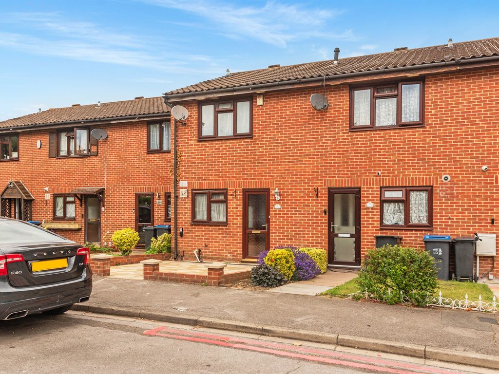 2 bed terraced house for sale in Fernleigh Close, Waddon, Croydon CR0 ...