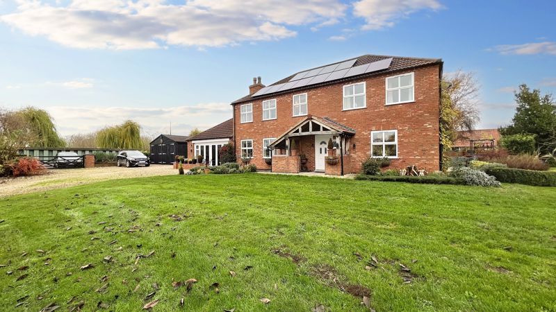 4 bed detached house for sale in Beckside House, High Street, East ...