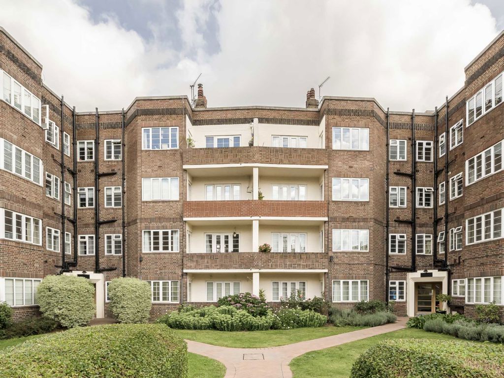 2 bed flat to rent in Chiswick Village, London W4, £2,297 pcm - Zoopla