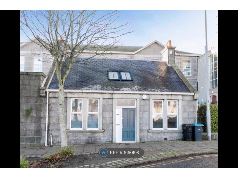 4 bed semi-detached house to rent in Skene Square, Aberdeen AB25 - Zoopla