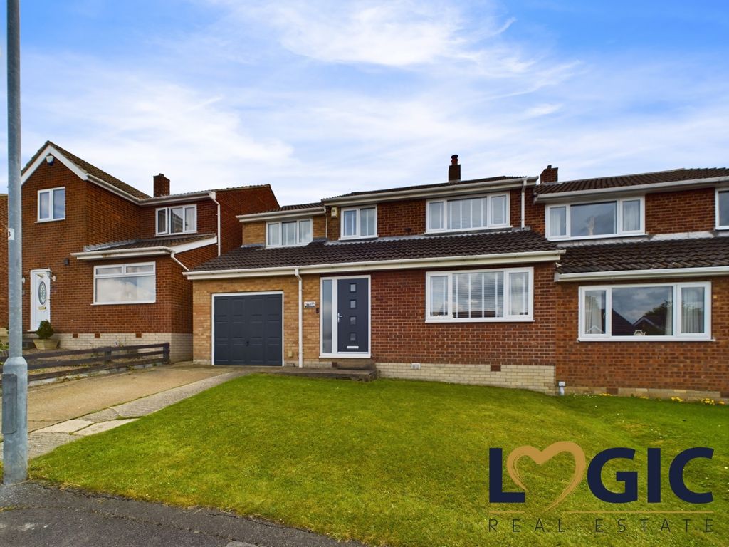 4 bed semi-detached house for sale in Havercroft Rise, South Hiendley ...