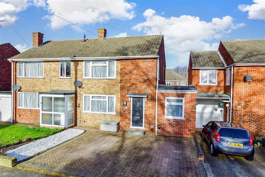 4 Bed Semi Detached House For Sale In Tanker Hill Rainham Gillingham