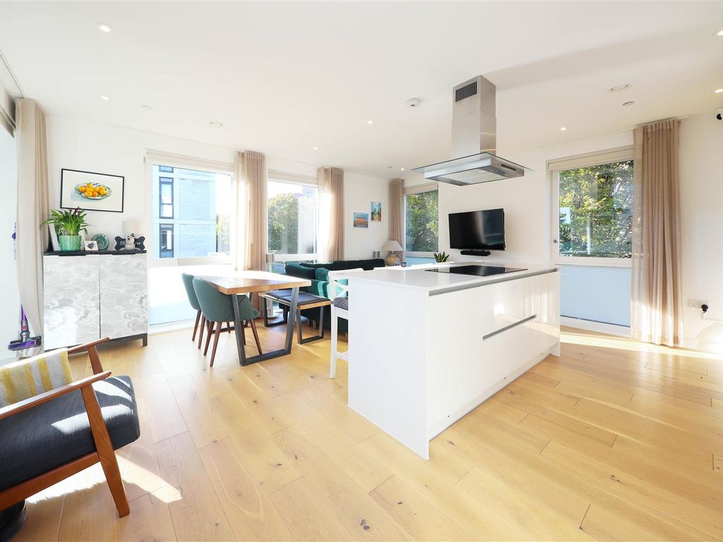 3 bed block of flats for sale in Vickers House, Hornchurch Road ...