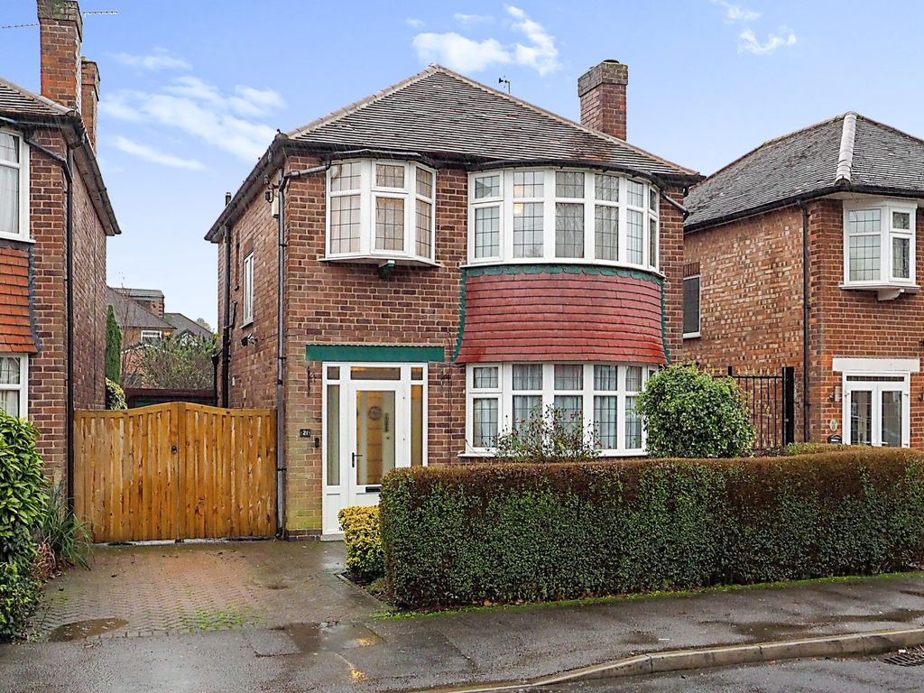 3 bed detached house for sale in Russell Crescent, Nottingham ...