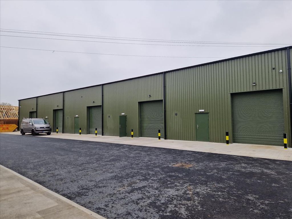 Industrial to let in Leaside Industrial Park, Sedge Green, London EN9 ...