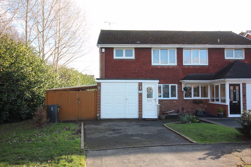 3 Bed Semi Detached House For Sale In Heathlands Close Kingswinford