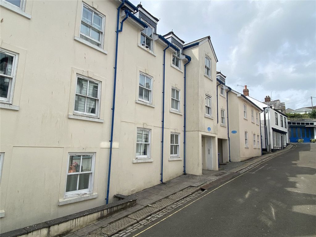2 bed flat for sale in Lower Lux Street, Liskeard, Cornwall PL14, £ ...
