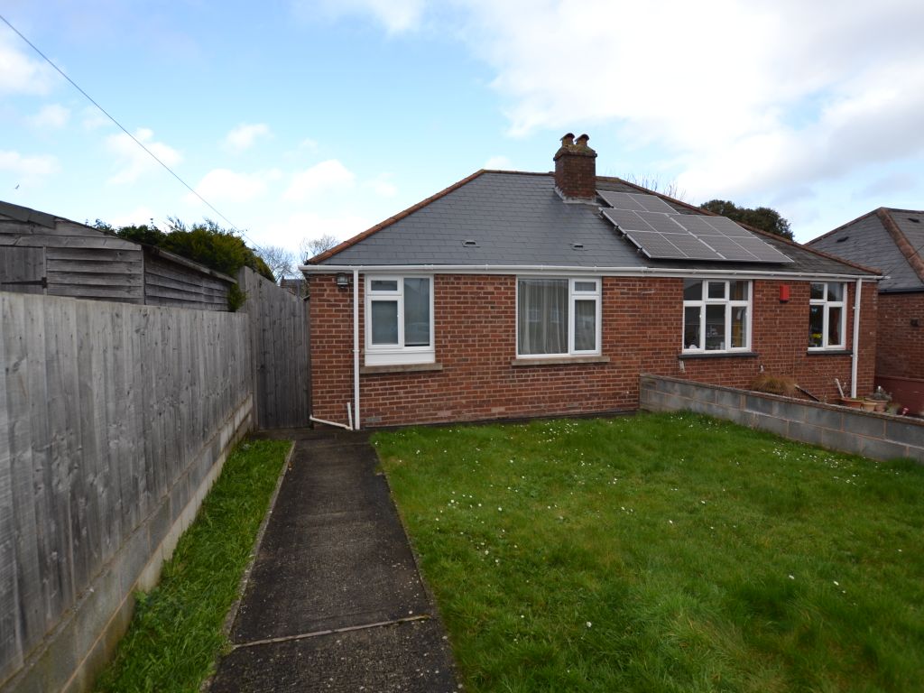 1 bed bungalow to rent in Franklyn Close, Exeter EX2 - Zoopla