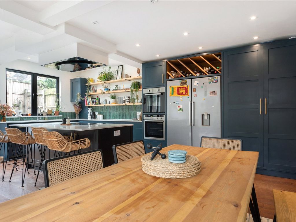 3 bed end terrace house for sale in Lessingham Avenue, London SW17, £ ...