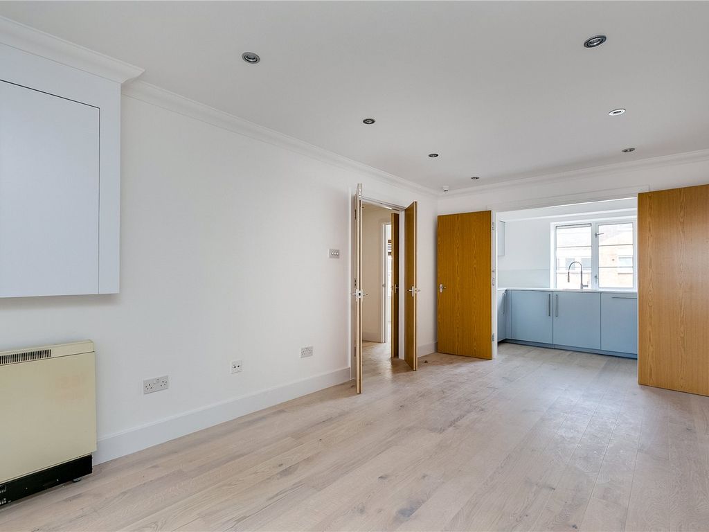 4 bed flat to rent in Gallery Court, Gunter Grove, London SW10 - Zoopla