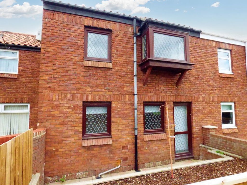 4 bed semi-detached house for sale in The Pantiles, Washington NE37, £ ...