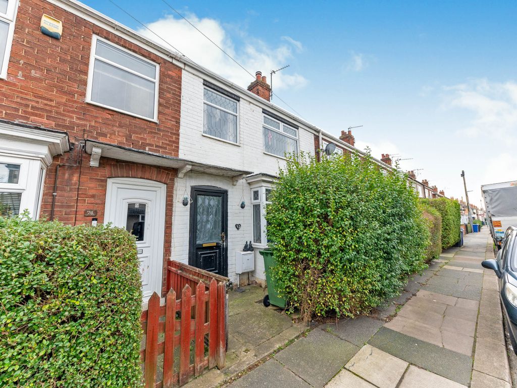 3 bed terraced house for sale in Spring Bank, Grimsby, Lincolnshire ...