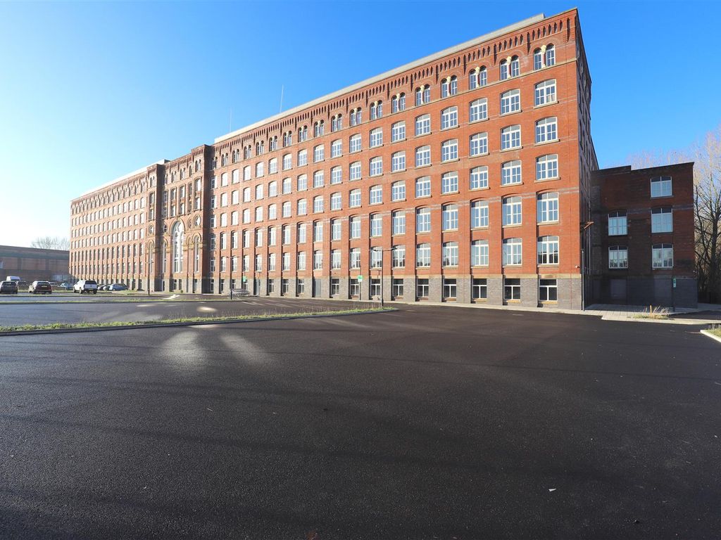 1 bed flat to rent in Water Street, Stockport SK1, £900 pcm - Zoopla