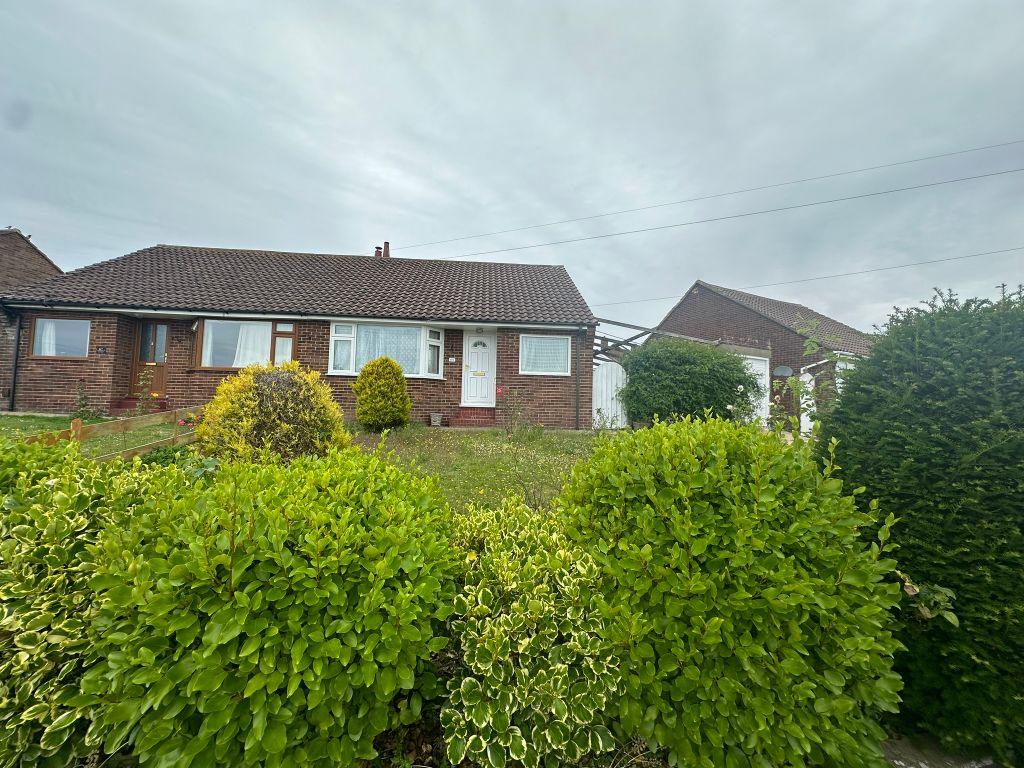 2 Bed Semi Detached Bungalow To Rent In Westfield Road Eastbourne Bn21