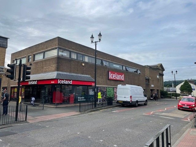 Office to let in New Street, Mold CH7, £5,000 pa - Zoopla