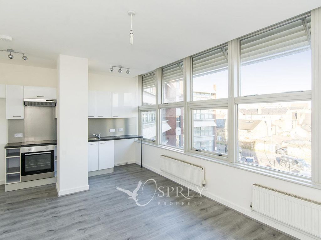 2 bed flat for sale in Tithe Barn Road, Wellingborough NN8 - Zoopla