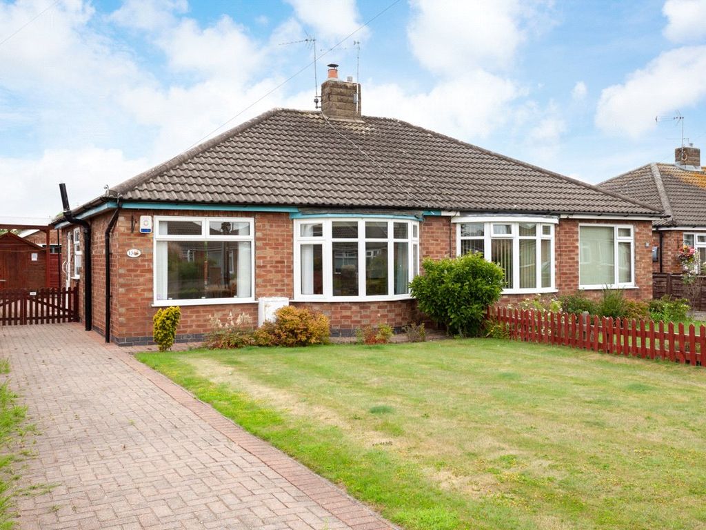 2 bed bungalow for sale in Fox Covert, York, North Yorkshire YO31, £ ...
