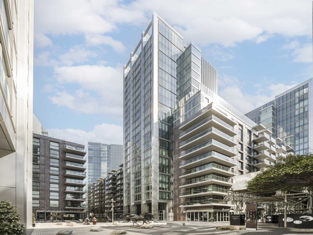 1 bed flat to rent in Piazza Walk, London E1 - Zoopla