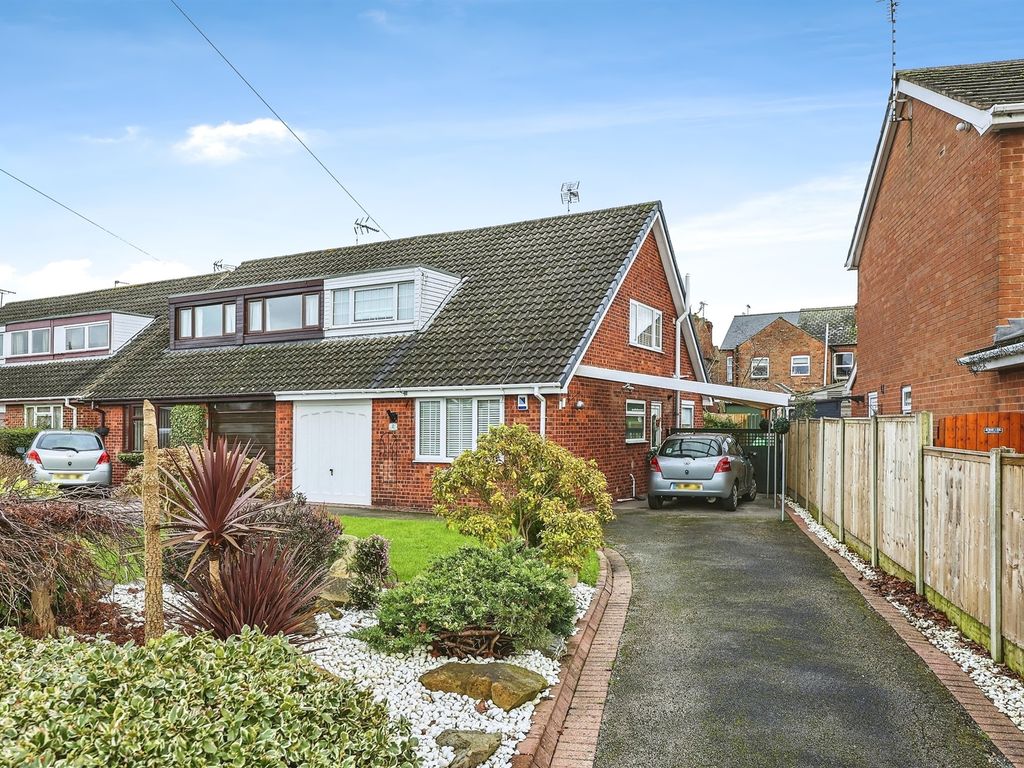 3 Bed Semi Detached House For Sale In Thoresby Crescent Draycott