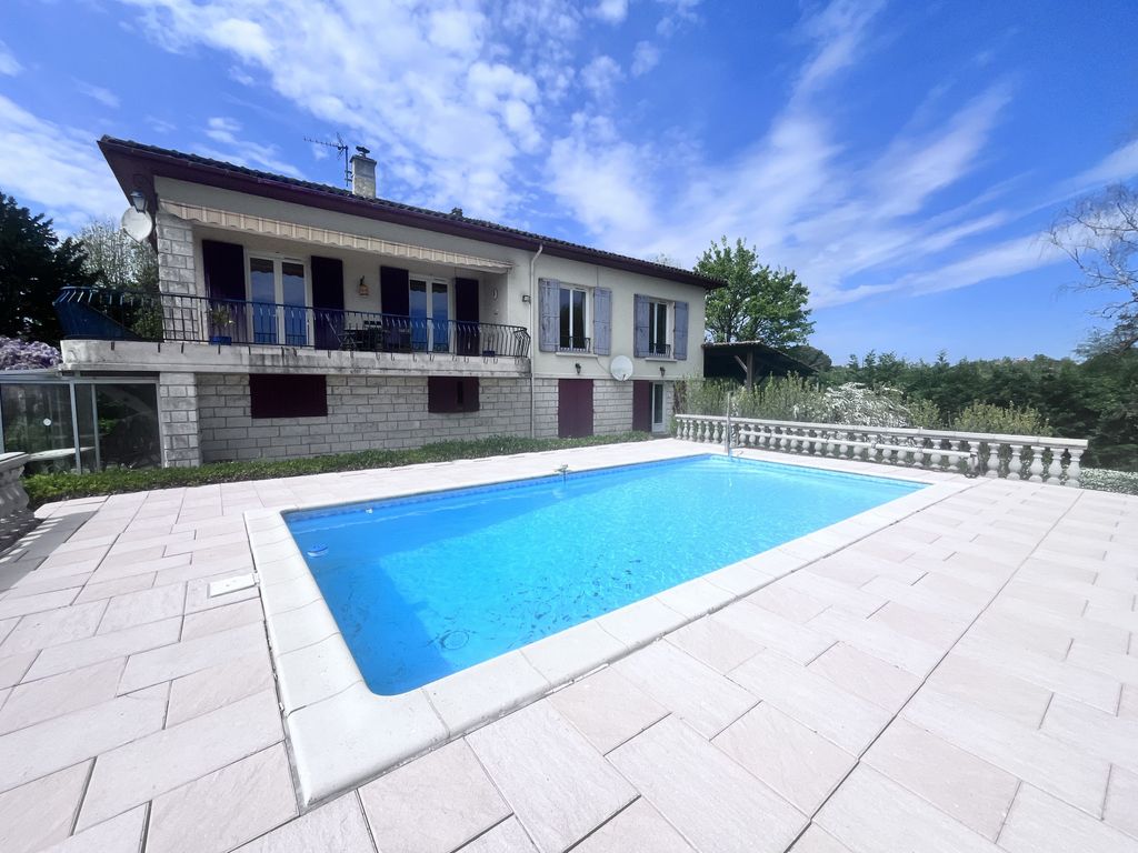 Eymet, Aquitaine, 24500, France, 6 bed detached house for sale, £ ...
