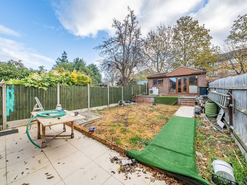 3 Bed End Terrace House For Sale In Tottenhall Road Palmers Green