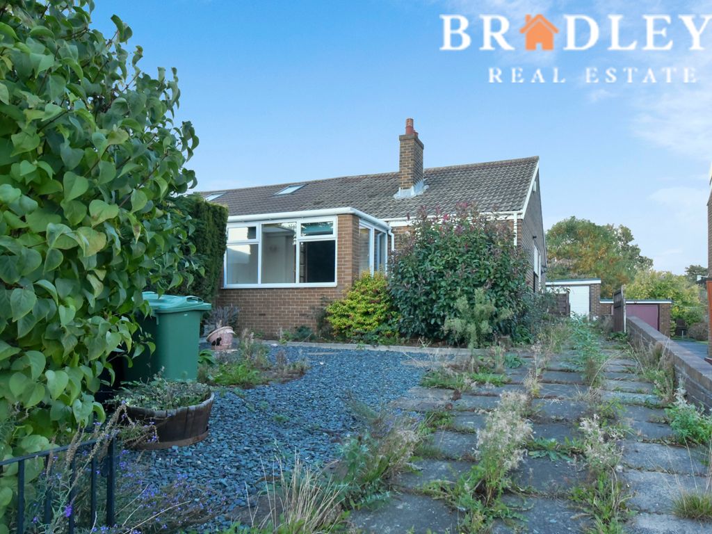 2 bed semi-detached bungalow for sale in Thirlmere Gardens, Leeds LS11 ...
