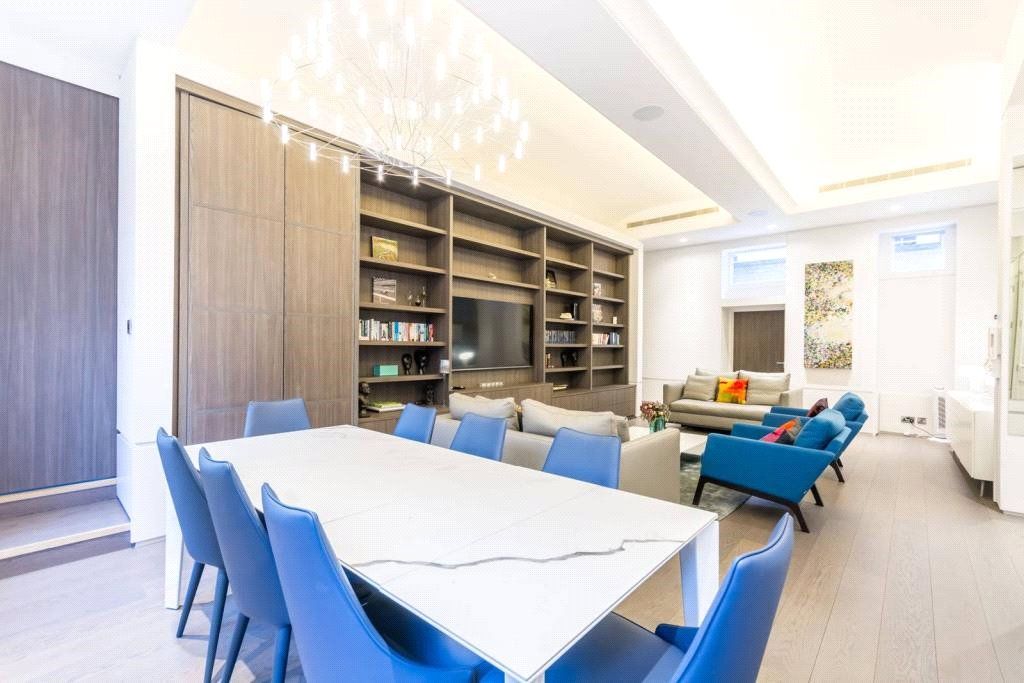 2 bed flat for sale in Whitehall, London SW1A, £2,500,000 - Zoopla