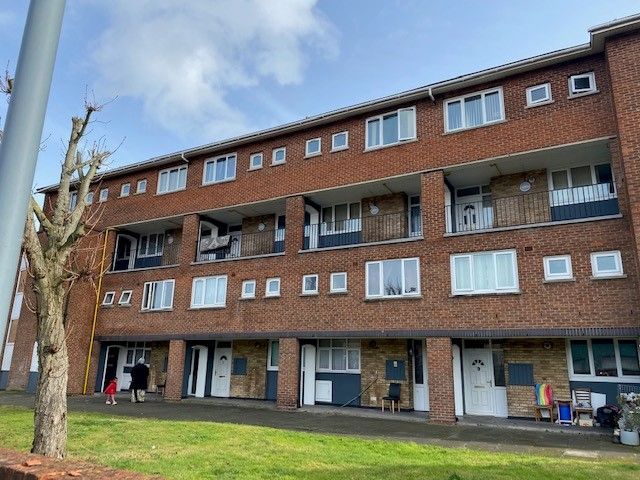 3 bed maisonette to rent in Rupert Street, Nechells, Birmingham B7, £ ...