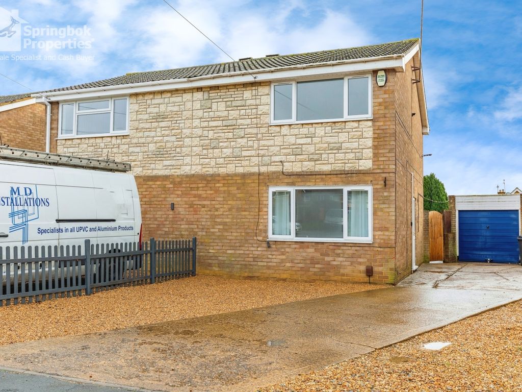 3 bed semi-detached house for sale in Franciscan Close, Rushden ...