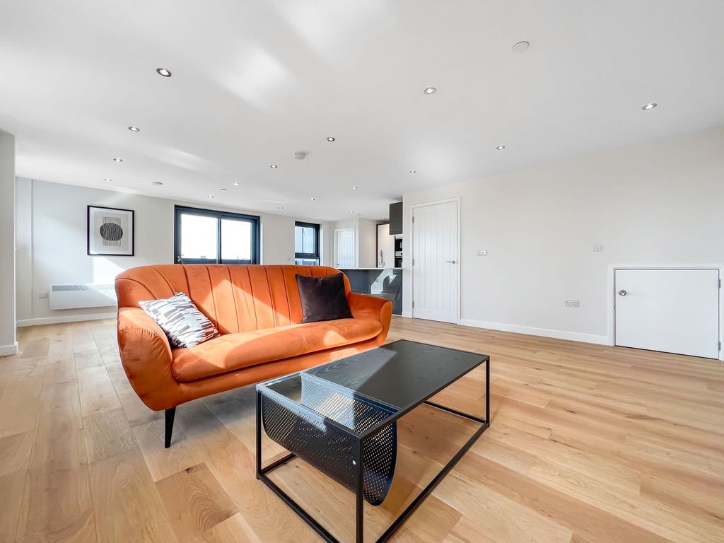 3 bed penthouse to rent in Block E, Victoria Riverside, Leeds City ...