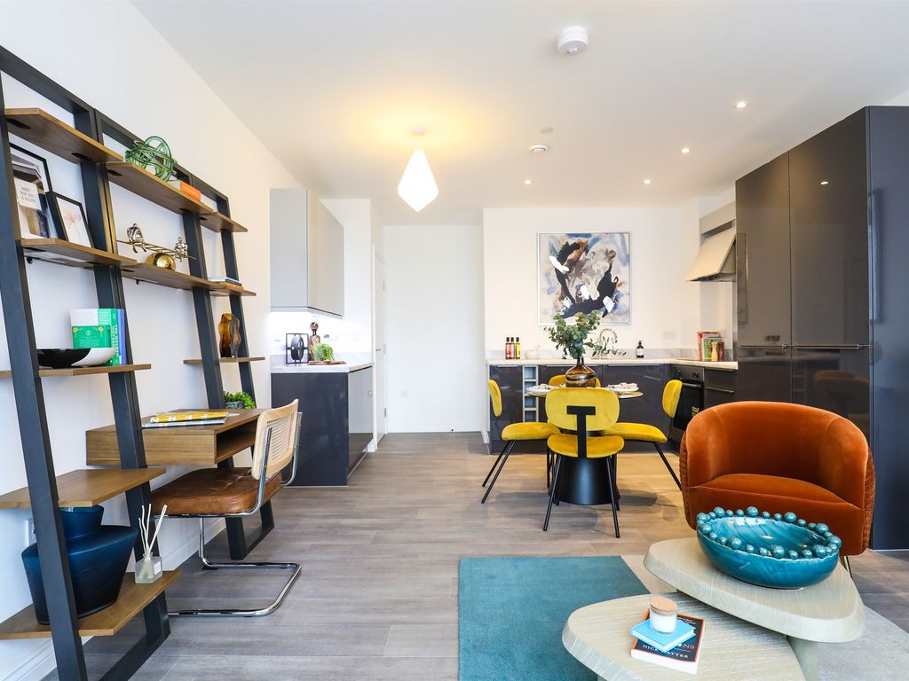 1 bed flat for sale in Fern Grove, Feltham TW14 - Zoopla