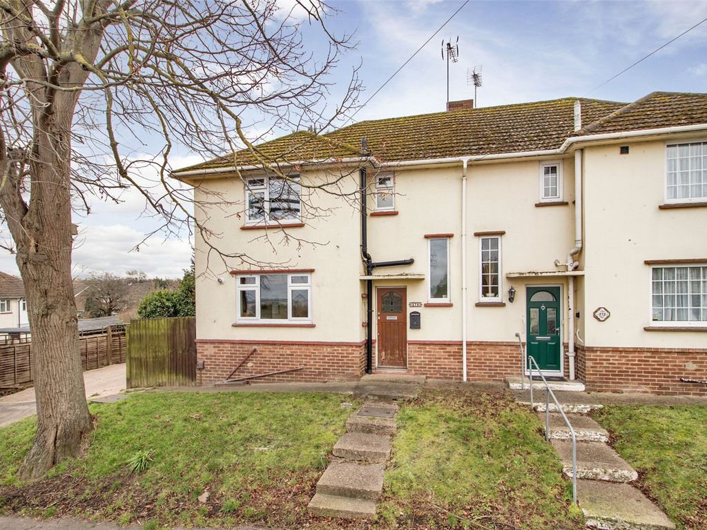 3 Bed Semi Detached House For Sale In Grange Road Gillingham Kent Me7
