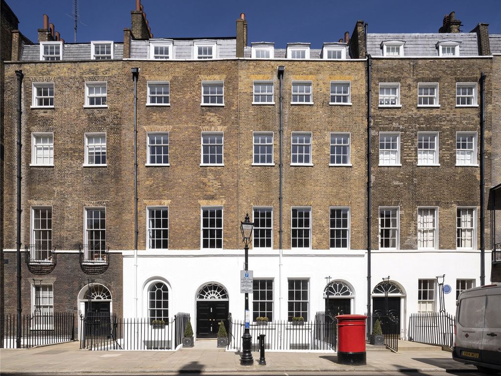 4 bed terraced house for sale in Queen Anne's Gate, London SW1H - Zoopla