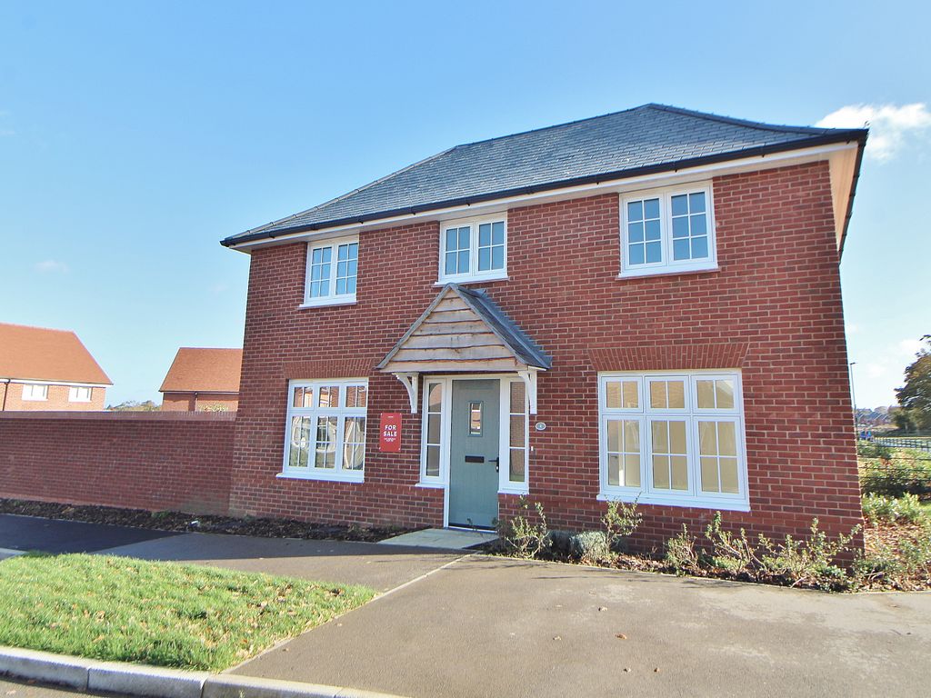 3 bed detached house for sale in Nicholson Way, Waterlooville PO7, £ ...