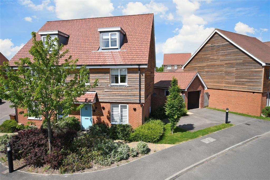 4 Bed Semi Detached House For Sale In Queenstock Lane Buxted Uckfield