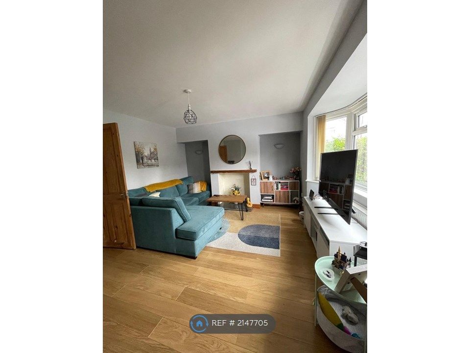 3 bed semi-detached house to rent in Shrubbery Road, Bromsgrove B61, £ ...